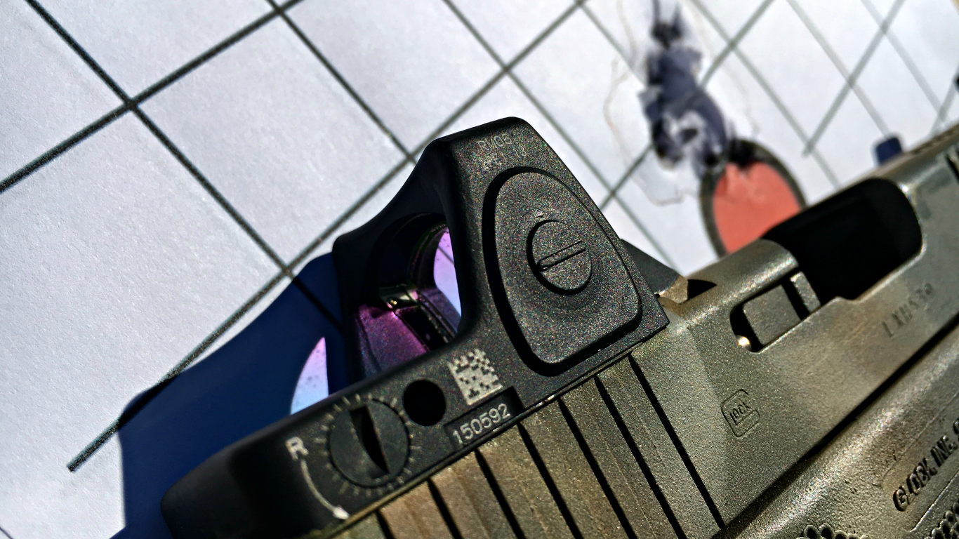 How to Zero a Pistol Mounted Red Dot Optic | Kit Badger