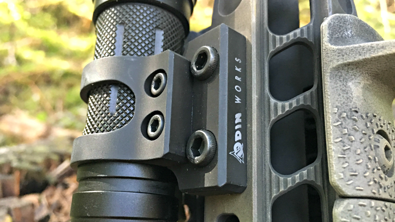 ODIN Works 1" MLOK Light Mount | Kit Badger