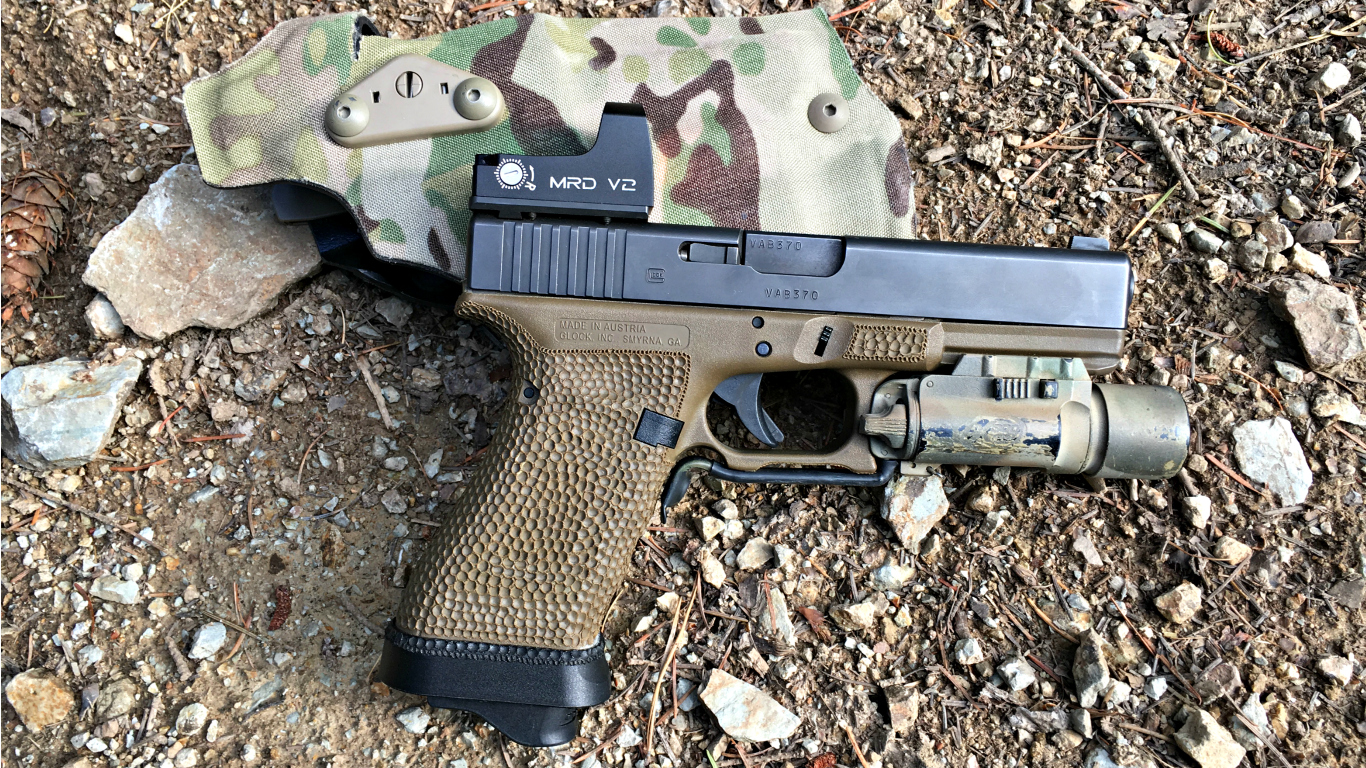 Strike Industries: Universal Optics Mount | Kit Badger